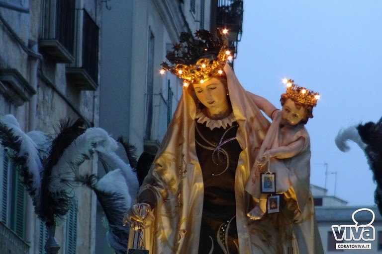 Video: La Processione della Madonna del Carmine